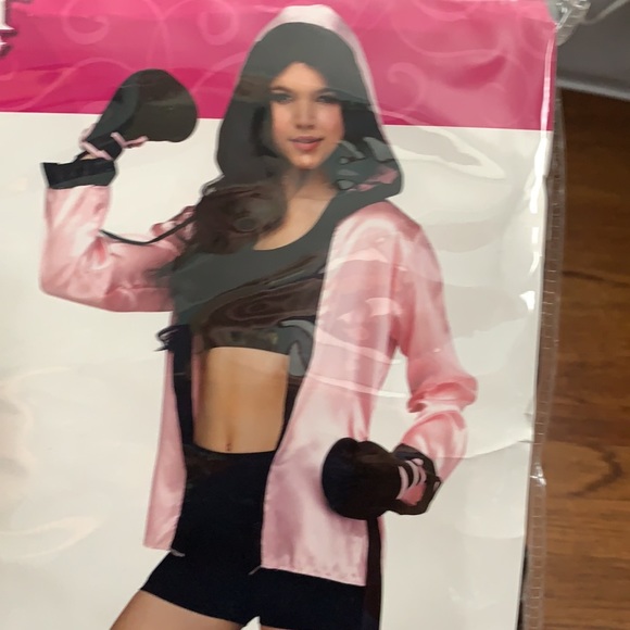 Spirit | Other | Spirit Halloween Knockout Boxing Costume Smallmedium ...